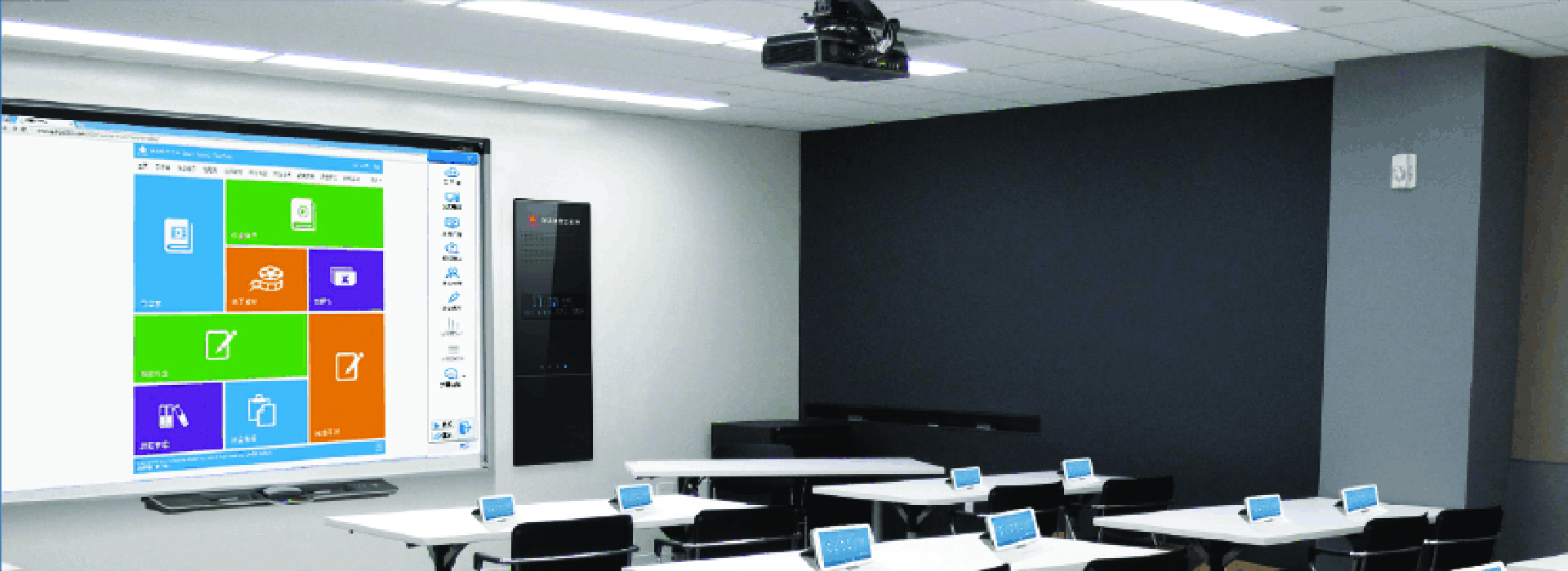 Saraswati Vidya Mandir Sr. Sec. School | Smart Classroom